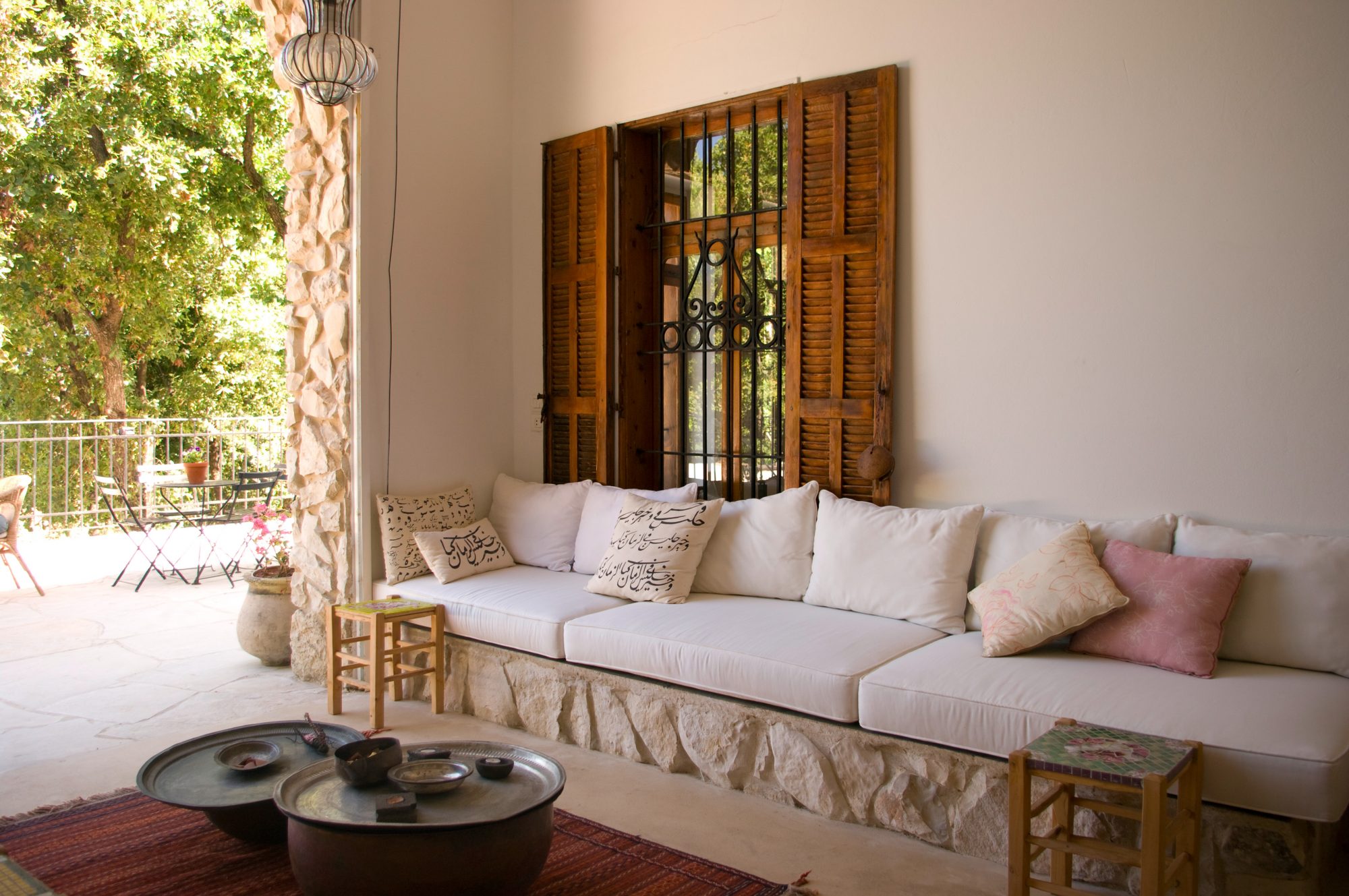 Beit Al Batroun · Bed and Breakfast in Batroun · L’Hôte Libanais