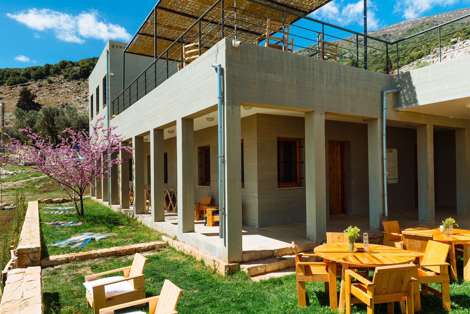Guesthouses in Lebanon, Damascus and Algiers · L’Hôte Libanais