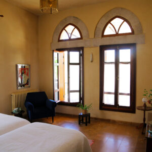 Beit Jedde · Guesthouse in Mtein · L'Hôte Libanais