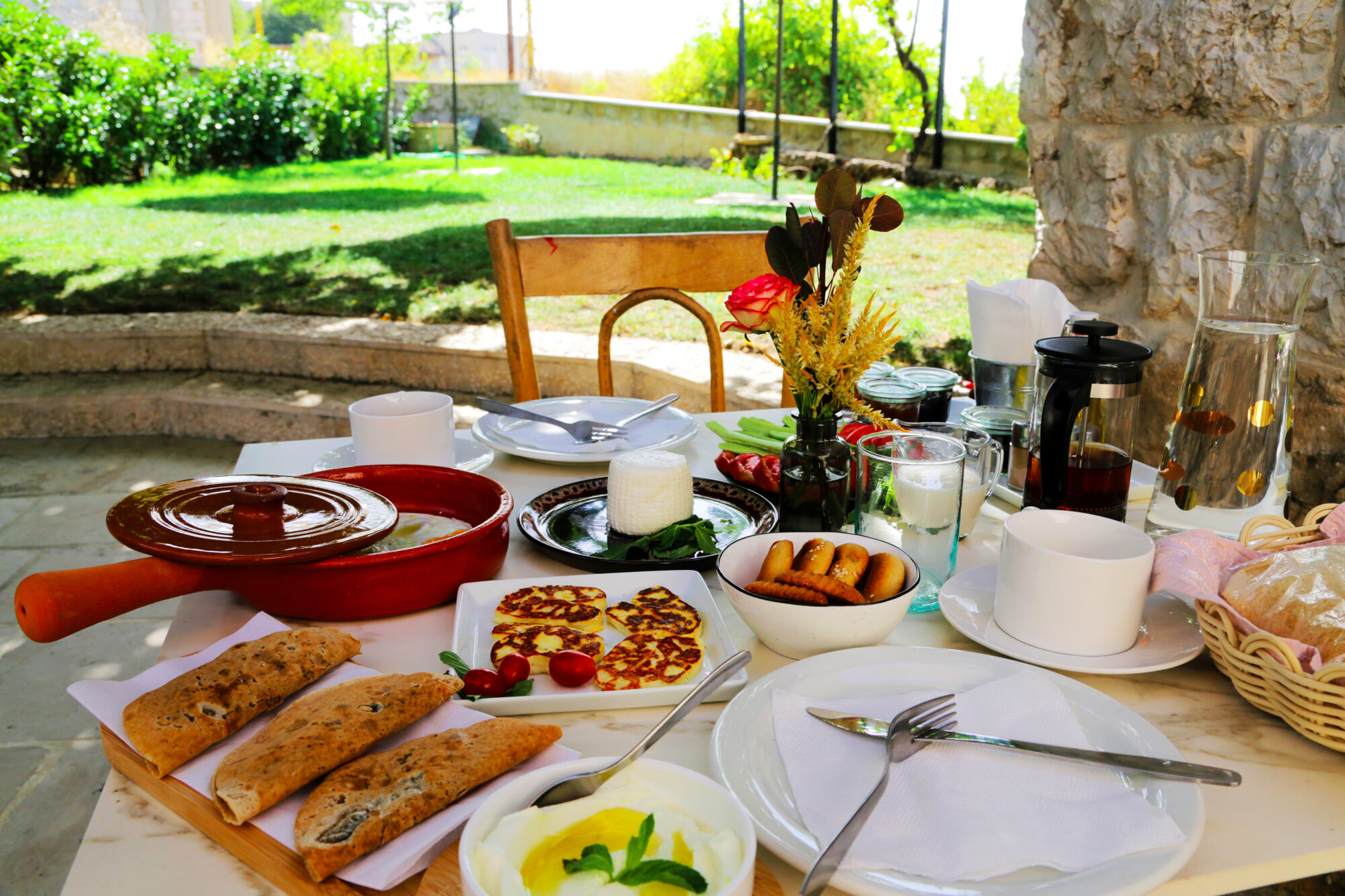 Guesthouses in Lebanon, Damascus and Algiers · L’Hôte Libanais